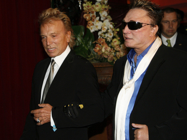 Siegfried und Roy sind traurig über Tod von Tiger Montecore | TagesWoche